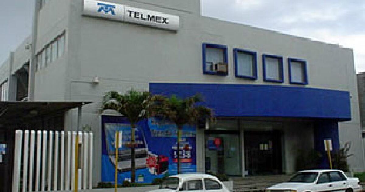 Telmex sale de la Bolsa mexicana