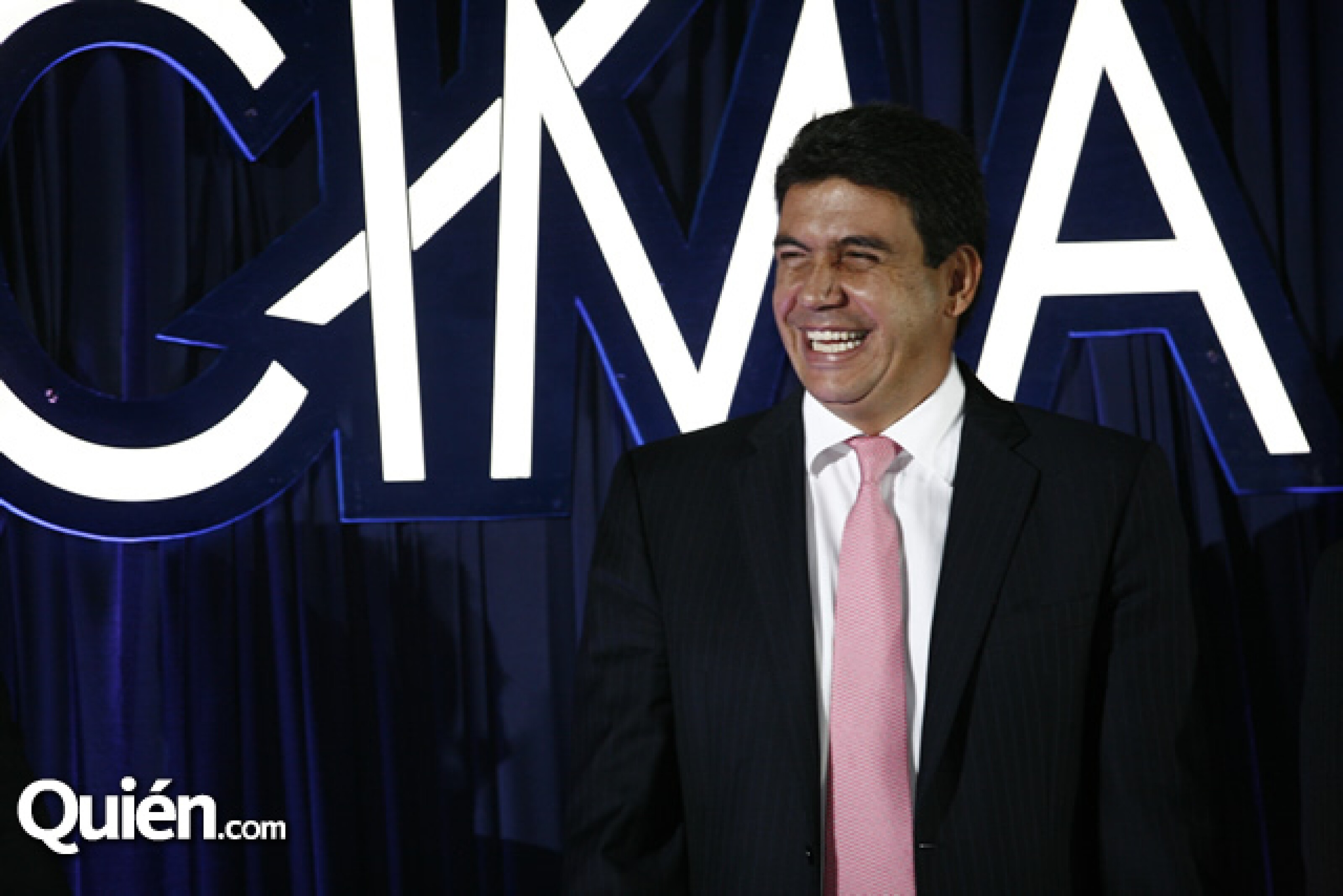 Arturo Elías Ayub premio al líder del año