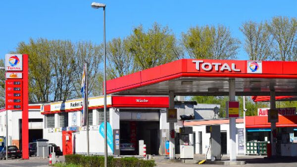 Total abre la 1a de 250 gasolinerías que instalará en México