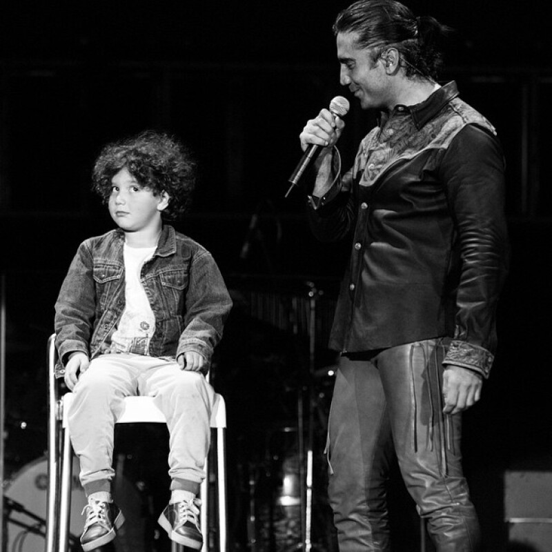 Alejandro Fernández manda emotiva felicitación a su hijo Emiliano