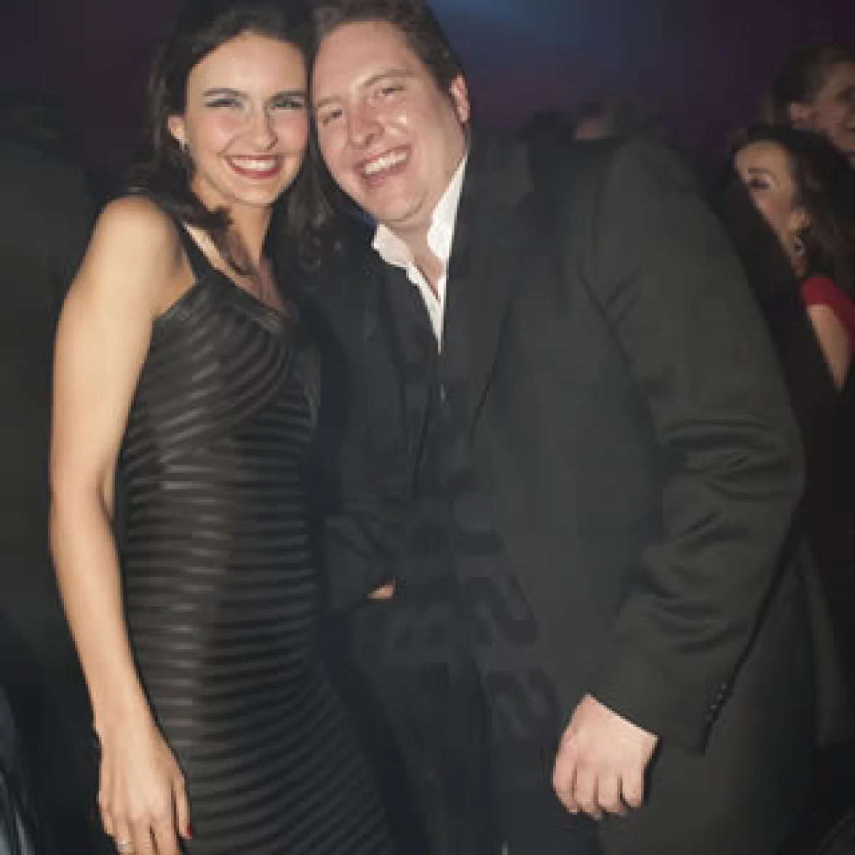 Unen sus vidas Mónica Argüelles y Alejandro Negrete