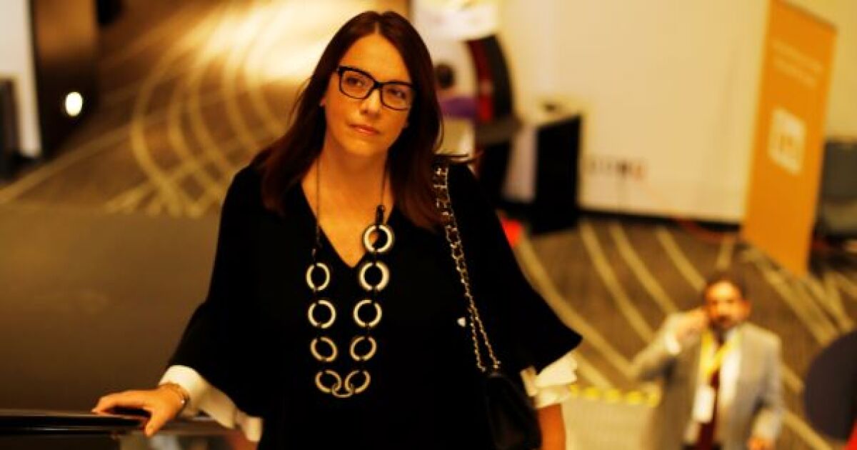 Melanie Devlyn: la fama de la tercera generación y la equidad de género