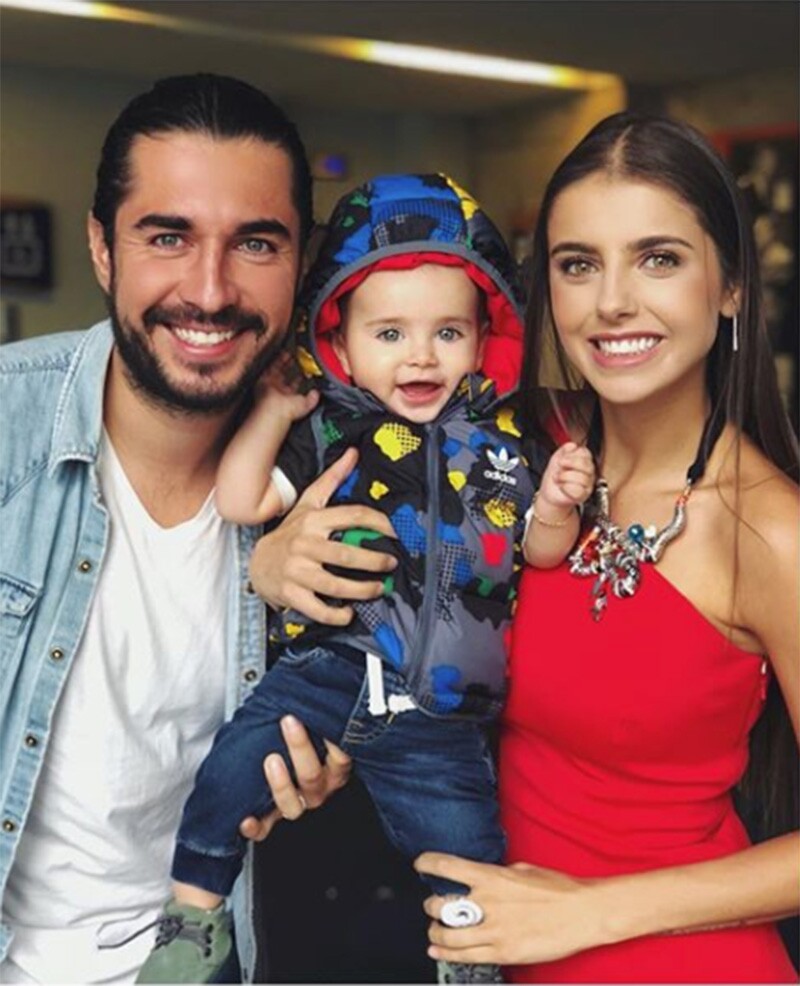 Michelle Renaud y su esposo así celebraron su primer año de casados