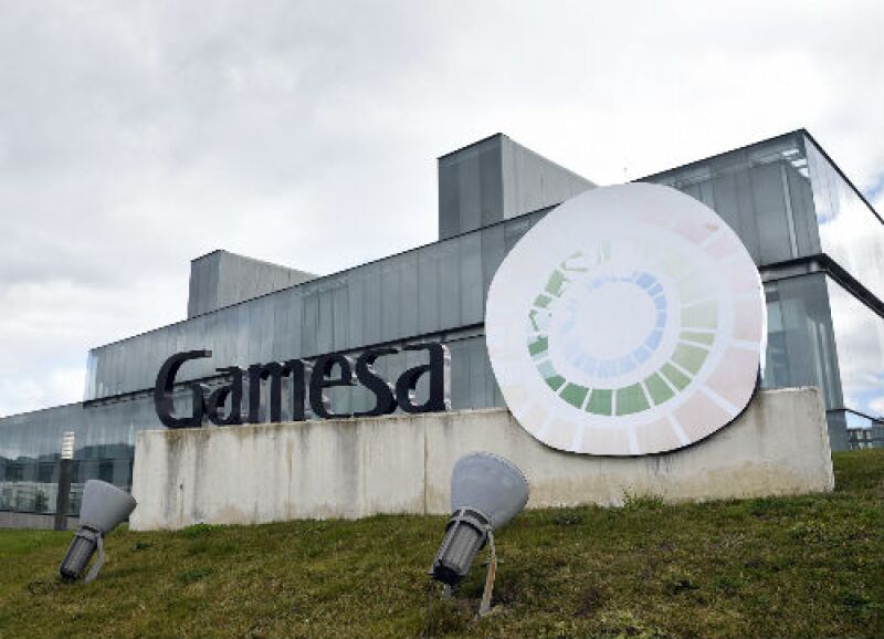 Oficial, se fusionan Gamesa y división eólica de Siemens