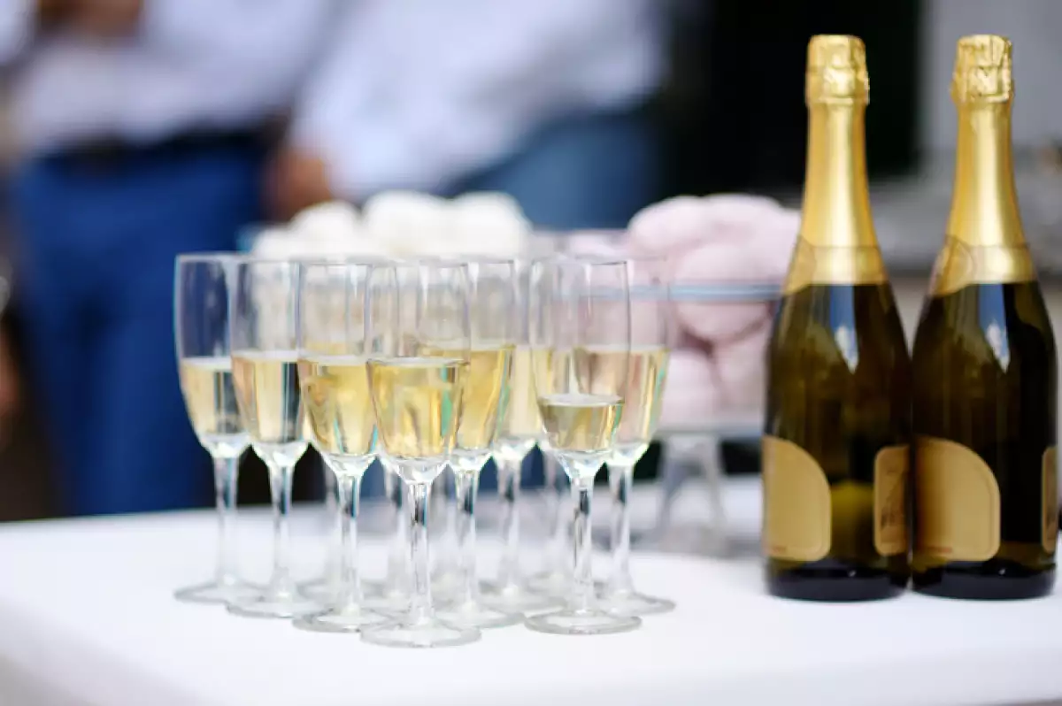 Conoce la historia y el origen del champagne