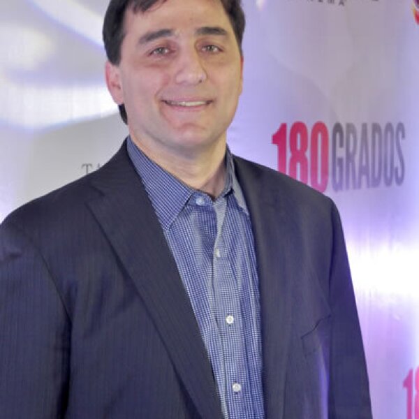 Fernando Kalife presenta `180 Grados´