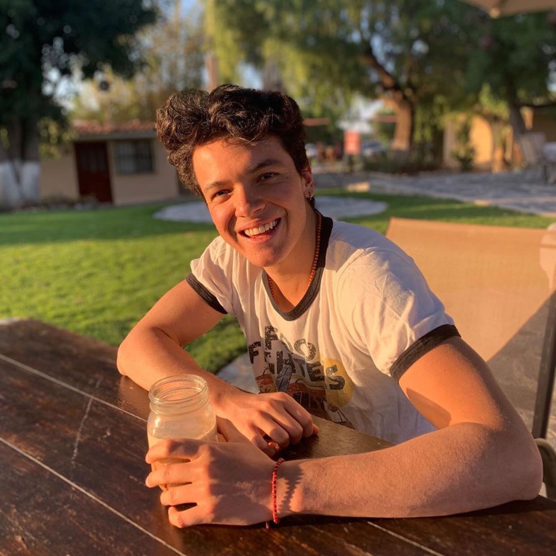 Sebastián Athié muere a los 24 años, actor de Disney XD,