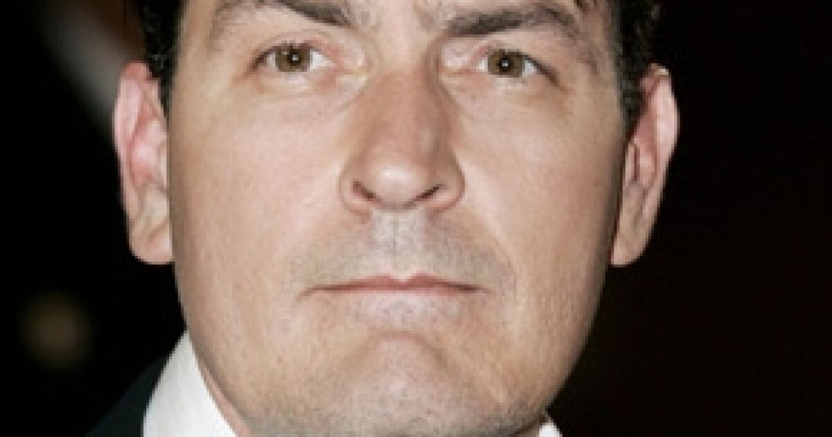 Revelan 911 de Charlie Sheen
