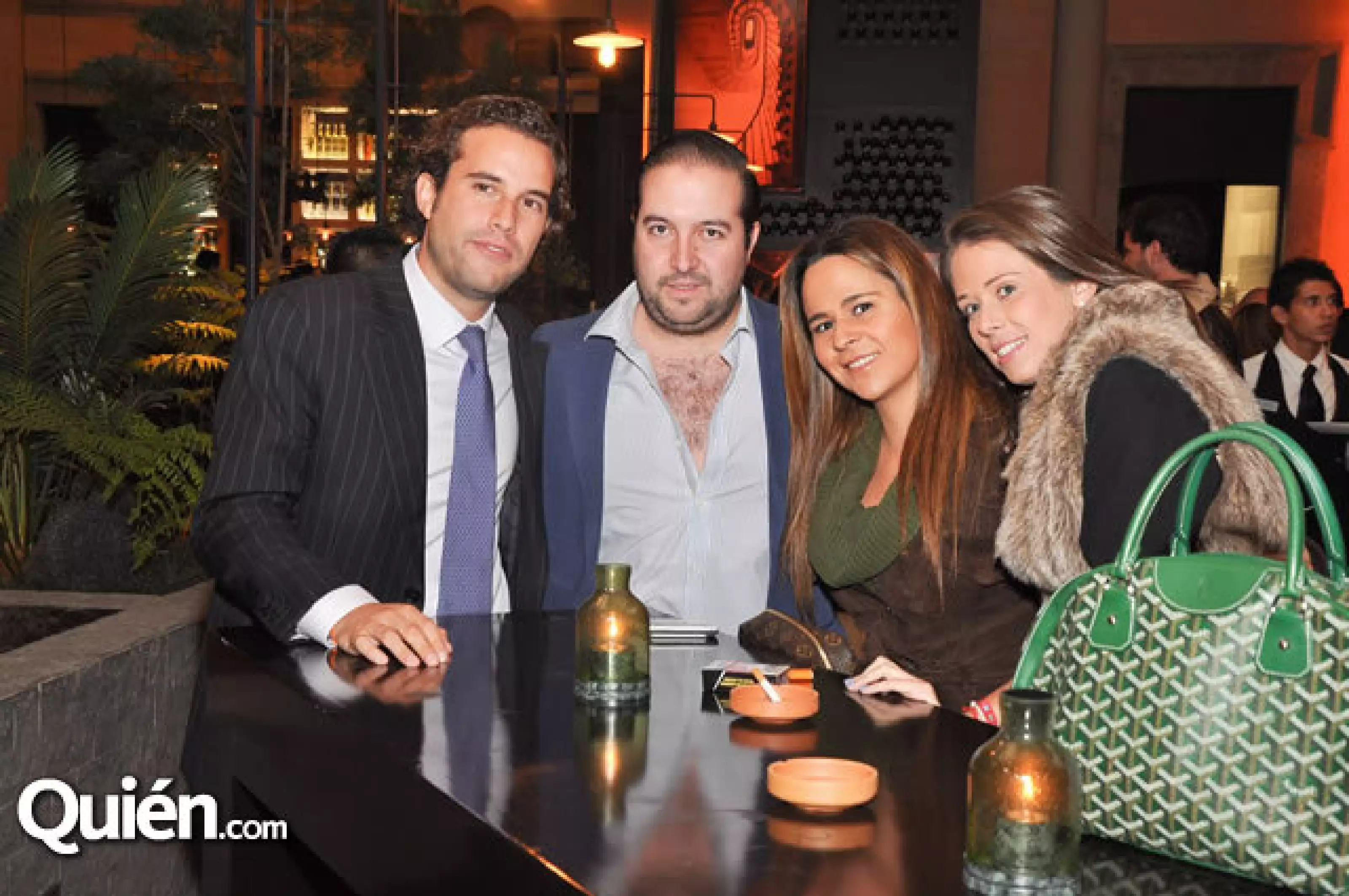 Los hermanos Cuaik inauguran el `Nueve nueve´