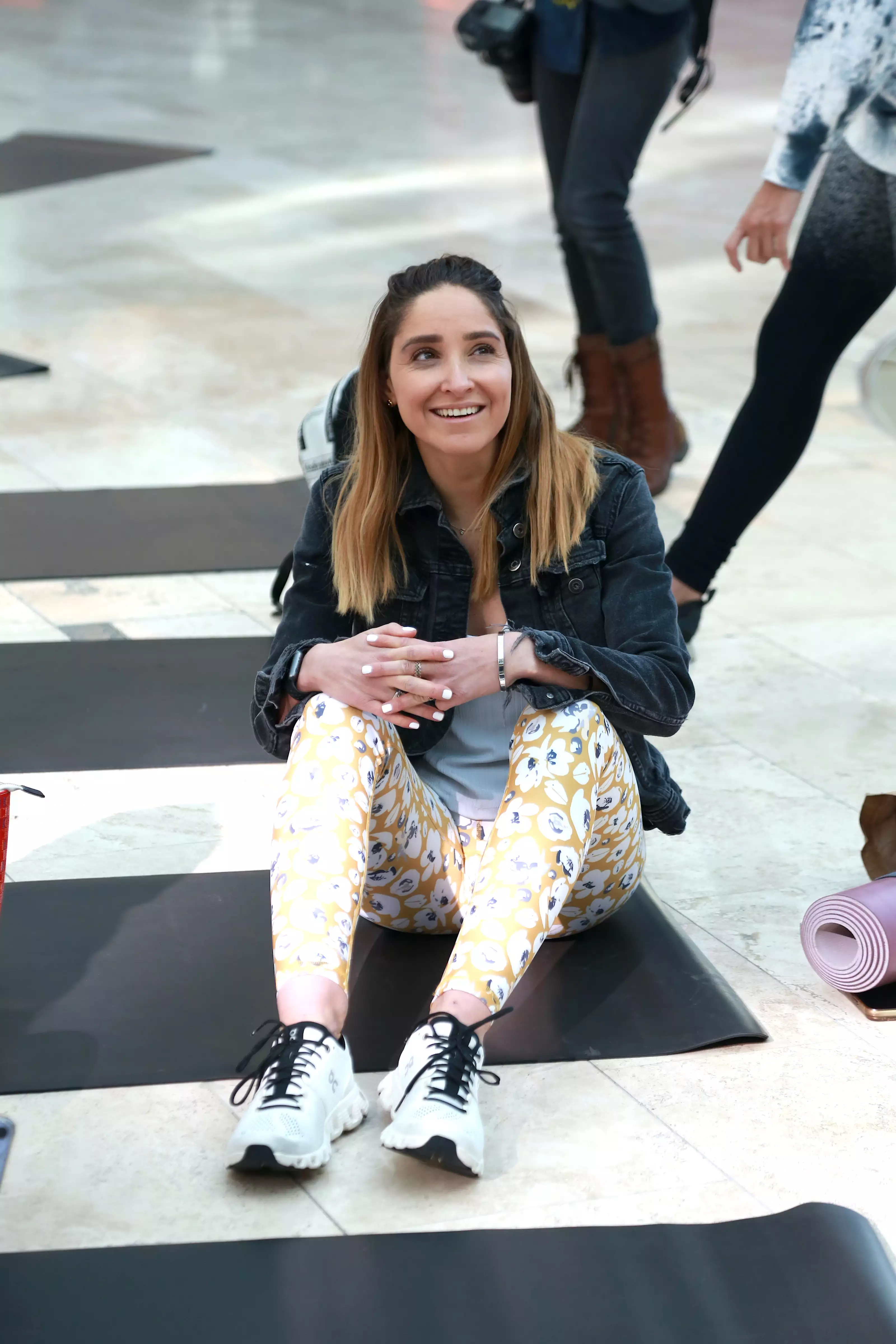 Alice Non Stop imparte clase de la mano de Asani