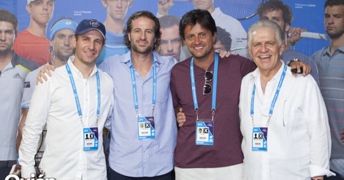 Alejandro Burillo recibe reconocimiento en Abierto Mexica...