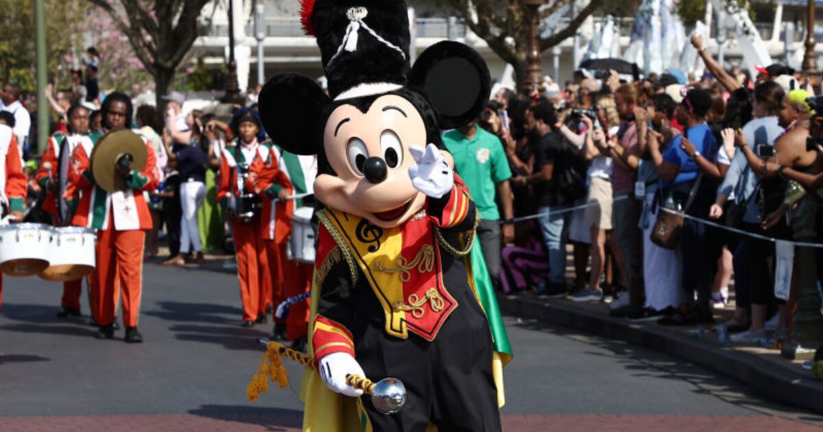 Hombre no puede demandar a Disney por muerte de su esposa debido a ...