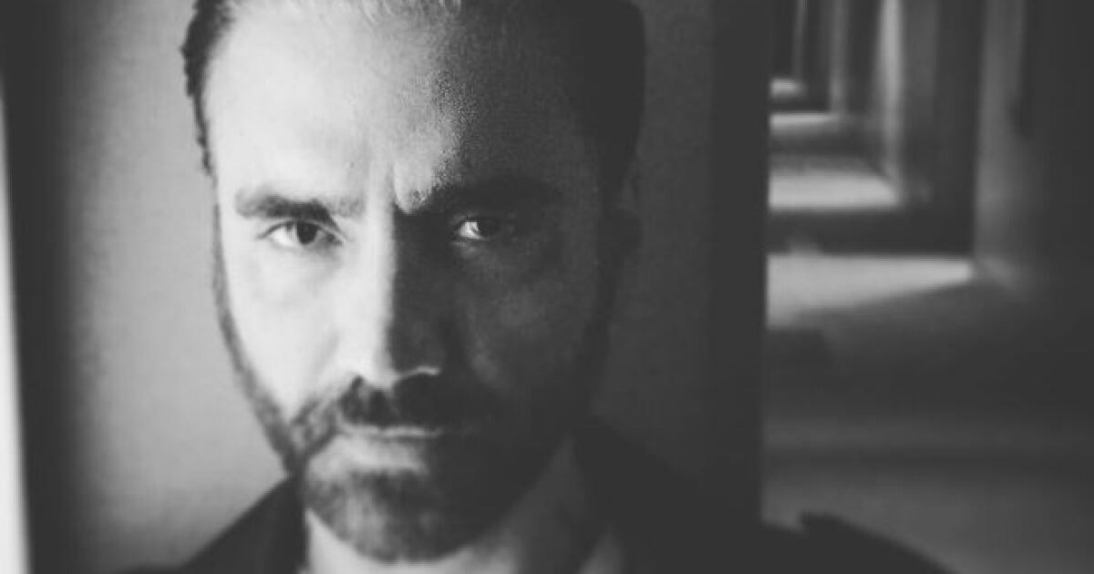 Alejandro Fernández celebra 25 años de carrera con emotivo video