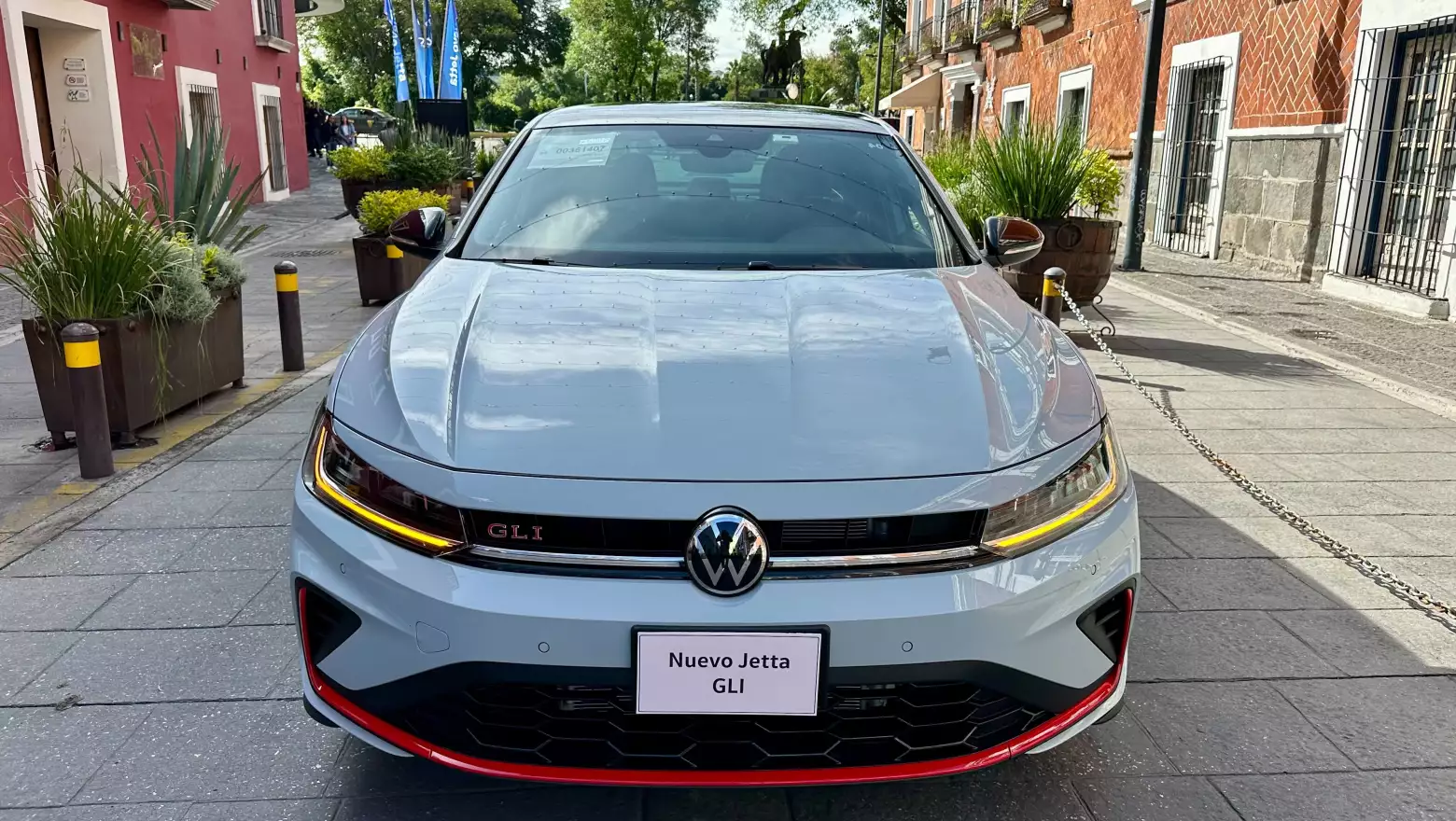 Jetta 2025, sin caja manual y nueva estética: este es su precio en México