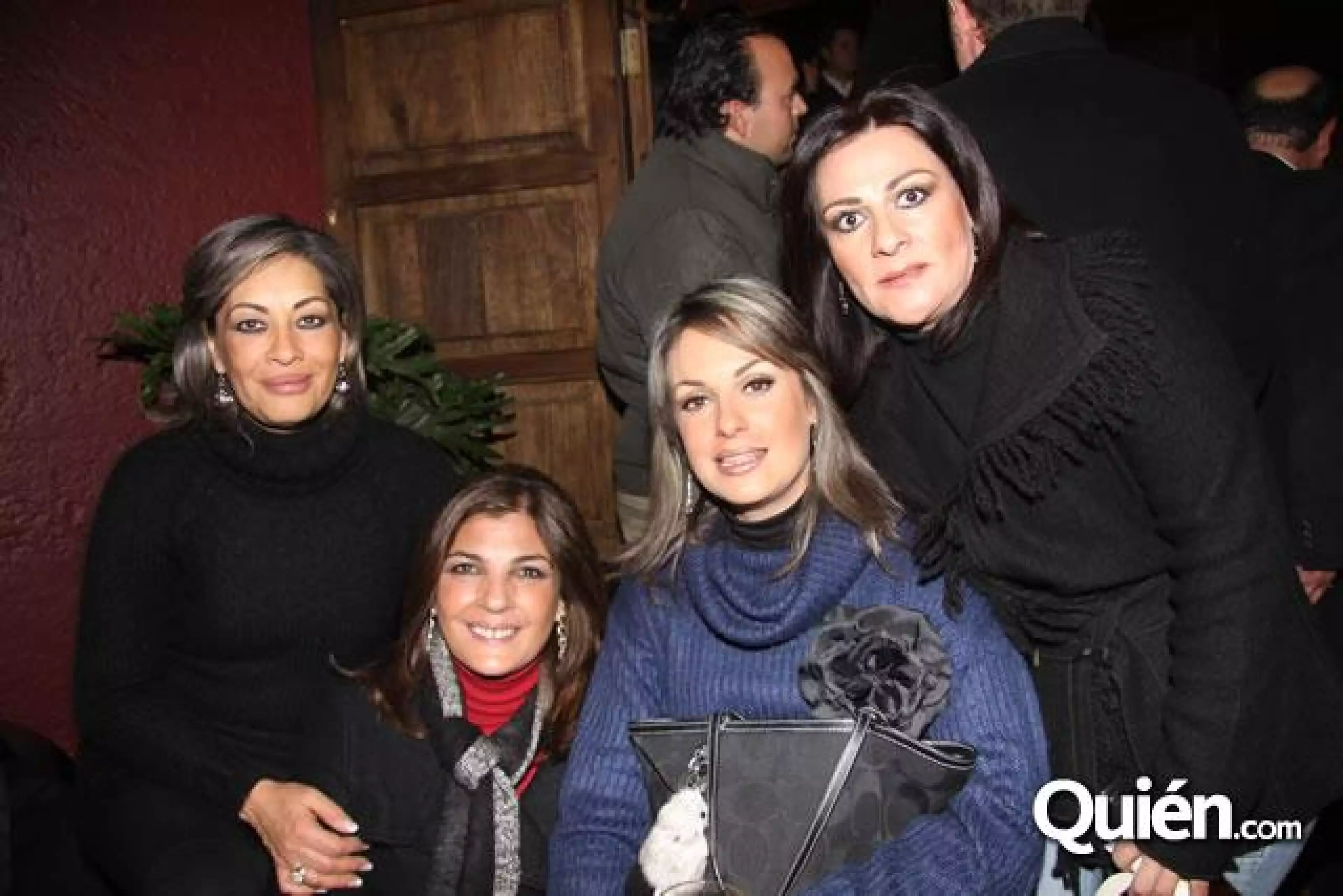 Queretanos asisten a la inauguración del Cibbo