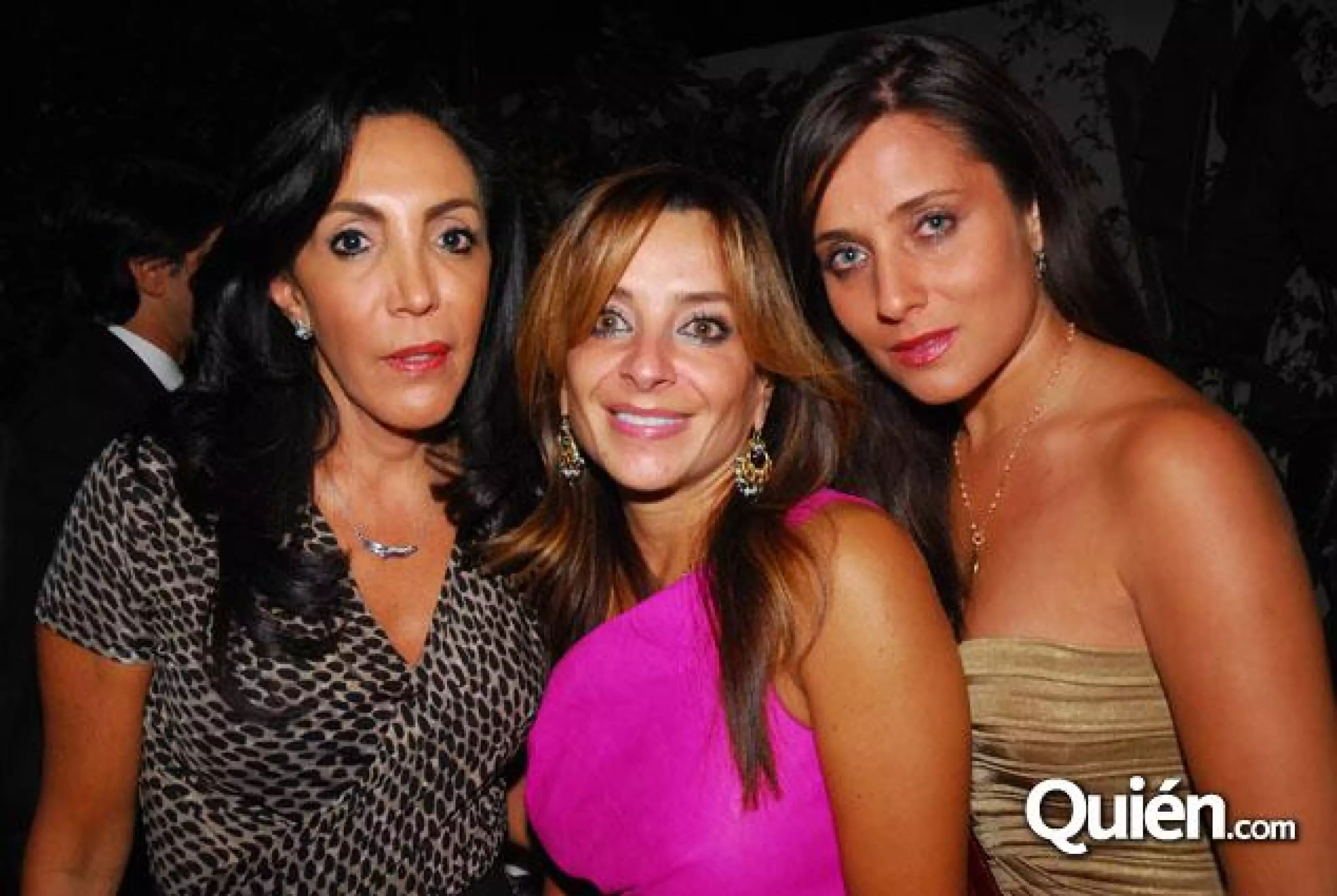 Luisa Serna festeja en el Club 55