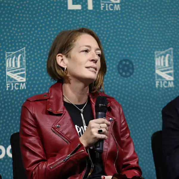 Elisa Miller presenta en Morelia su ‘Temporada de huracanes’