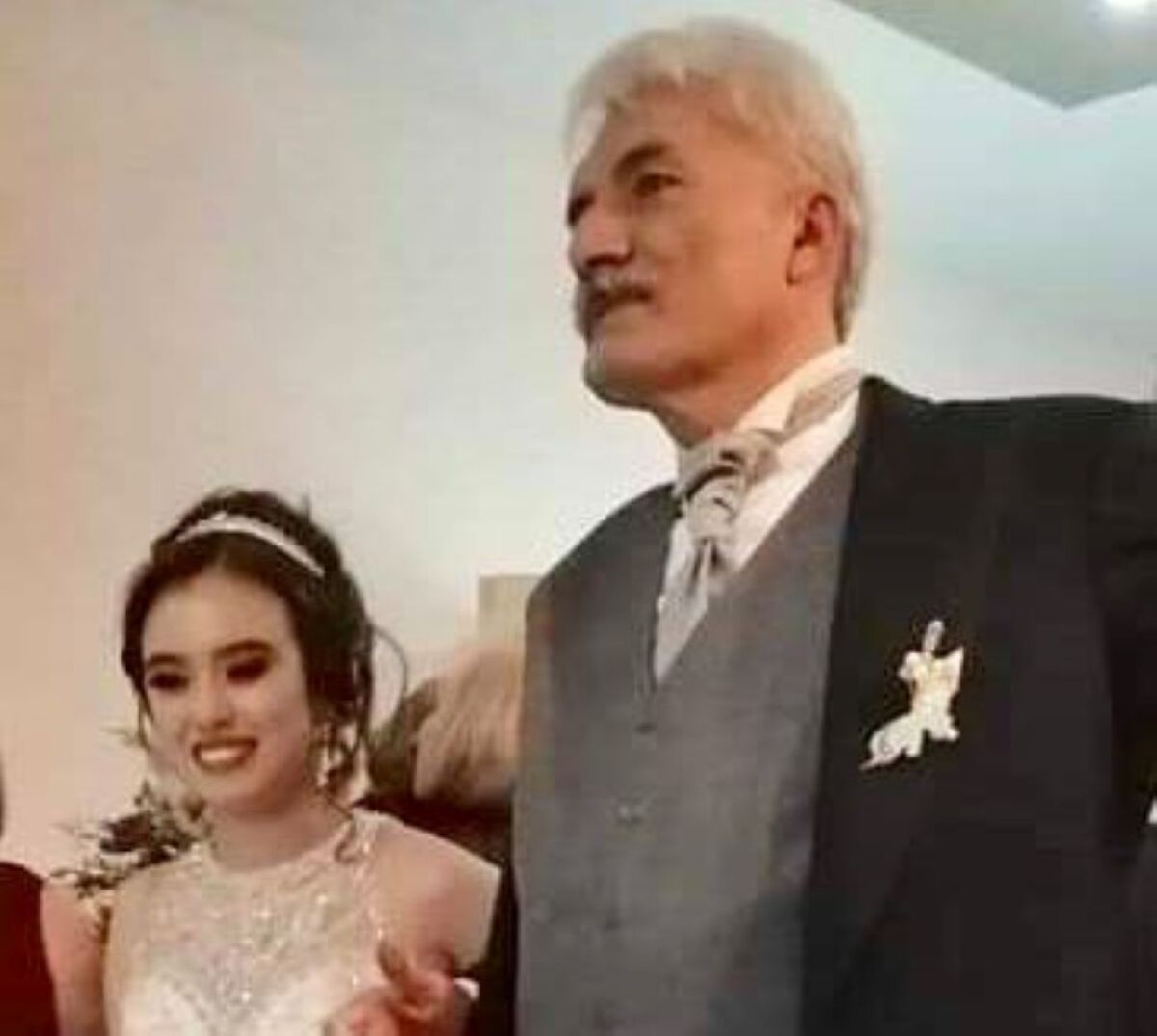 José Manuel Mireles, exlíder de los autodefensas, se casa con joven de ...