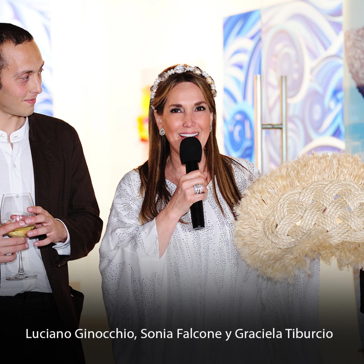 Sonia Falcone inauguró exposición en San José del Cabo