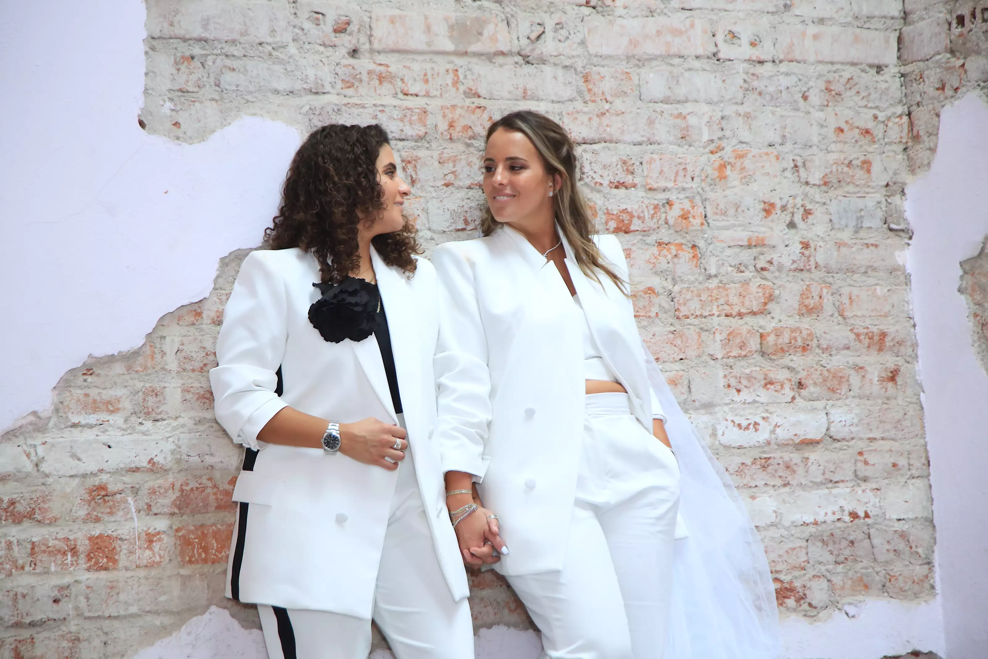 Mariel Duayhe y Saskia Niño de Rivera se dieron el sí en una gran boda