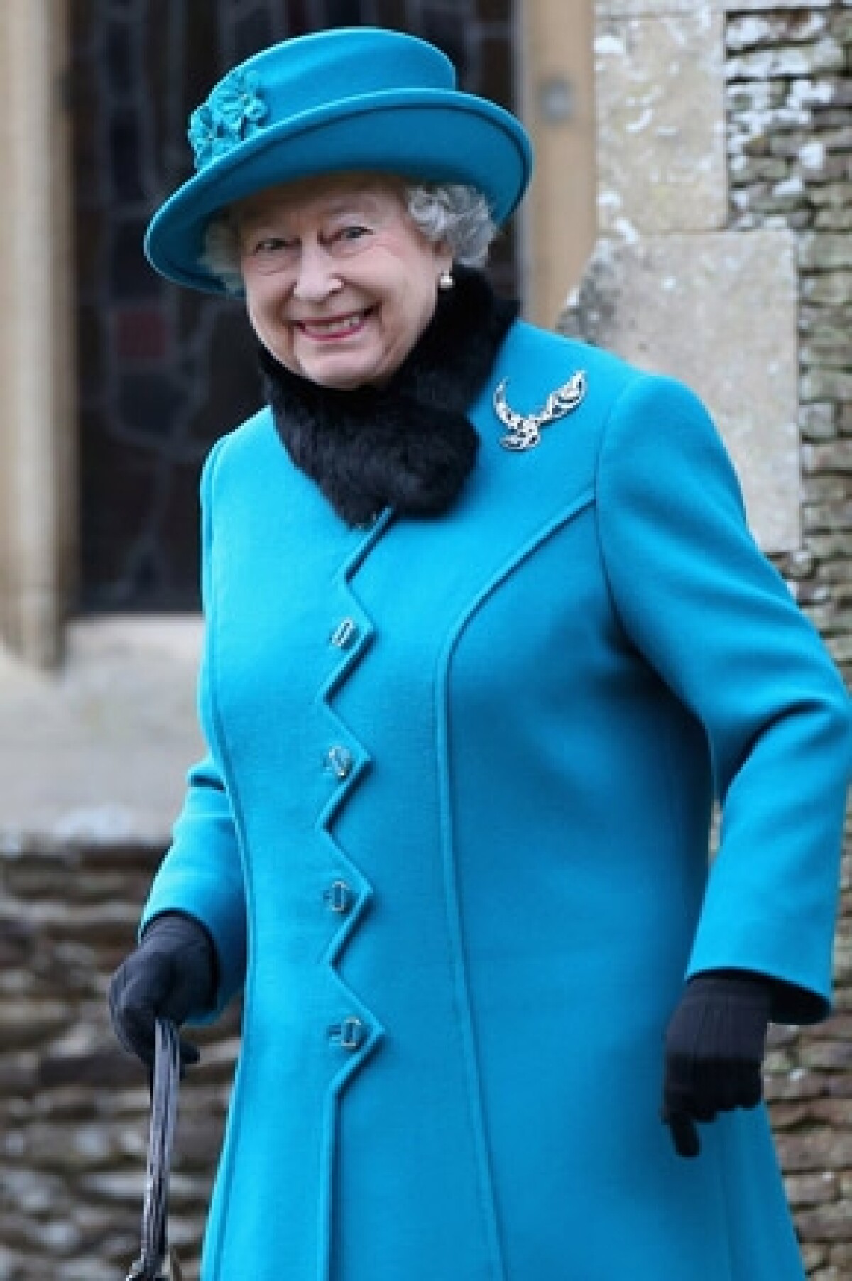 ¿Acaso la reina Isabell II `confesó´ que el bebé real será niña?