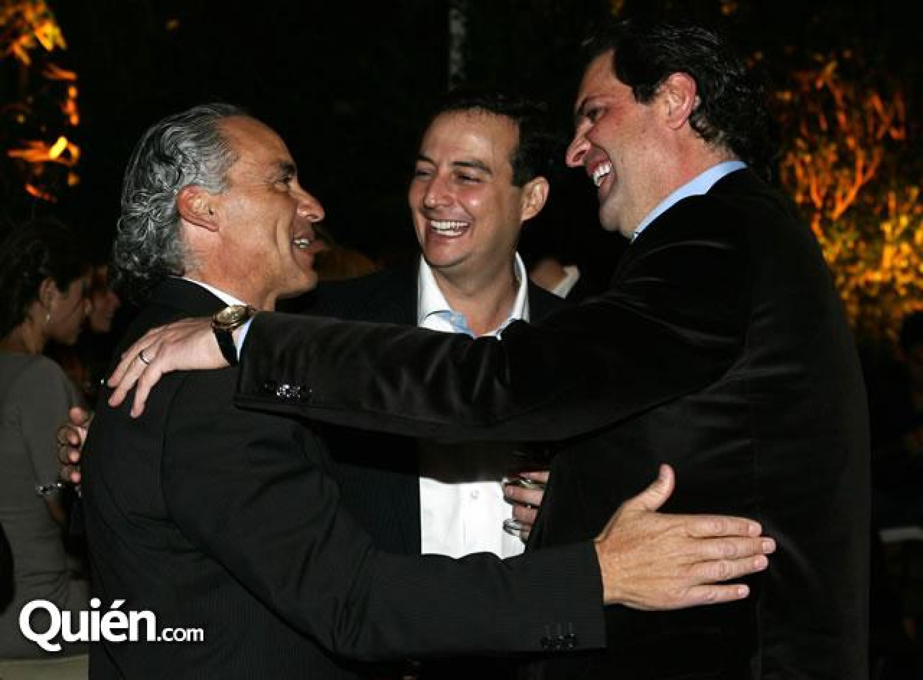 Lily Henaine y Manolo Fernández bautizan a su hija Miranda