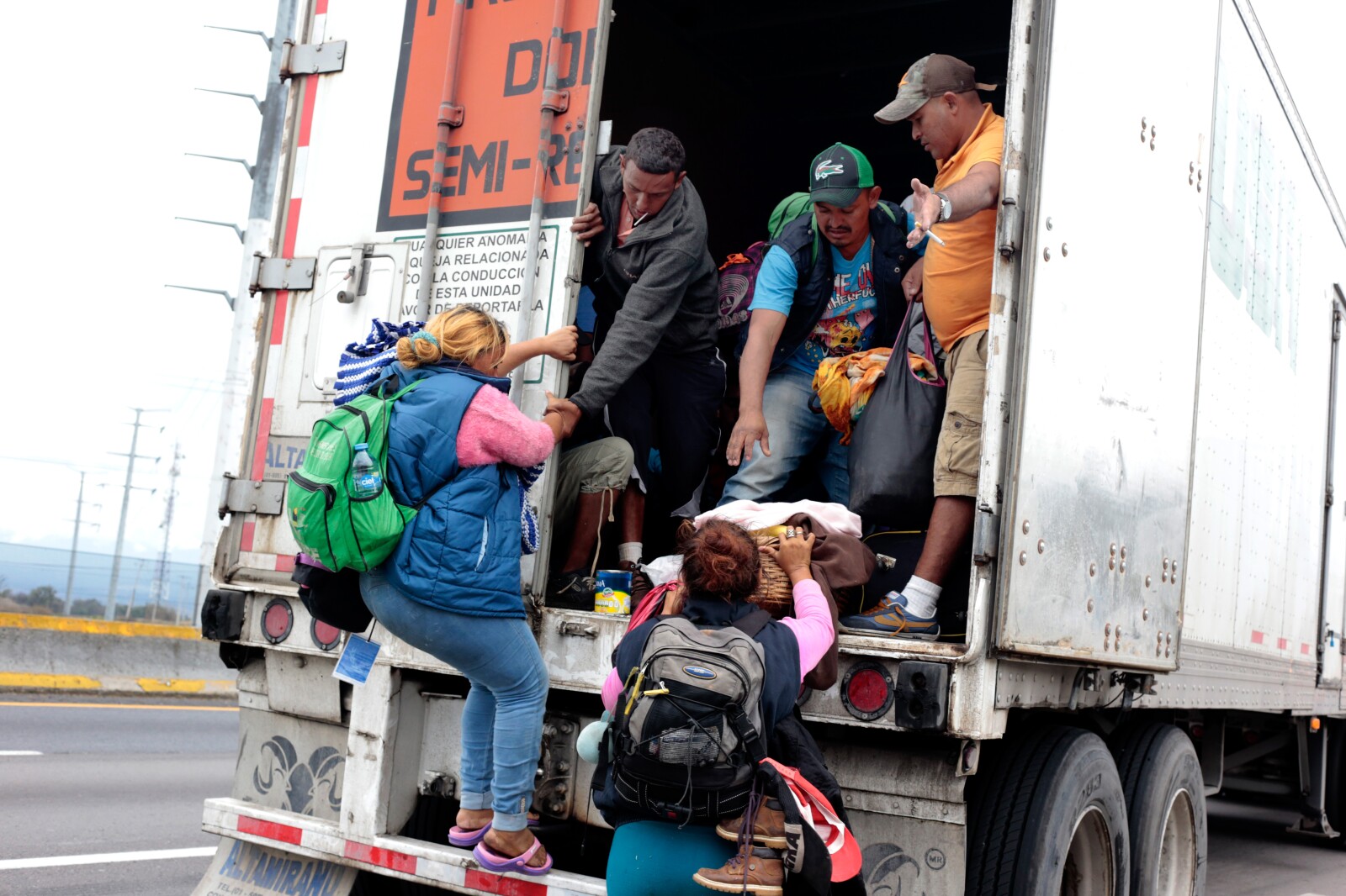 ¿Dónde van las 4 caravanas migrantes que recorren México?