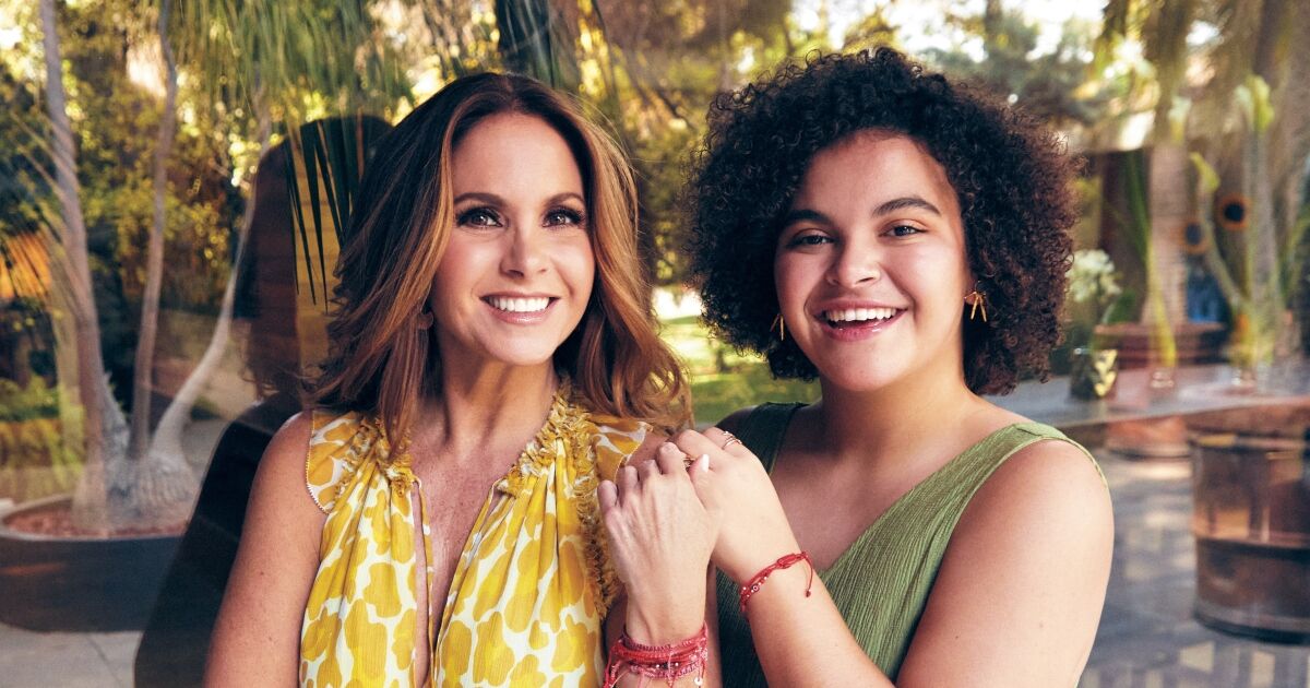 Lucero le dedica un mensaje a Lucerito tras finalizar El Mago