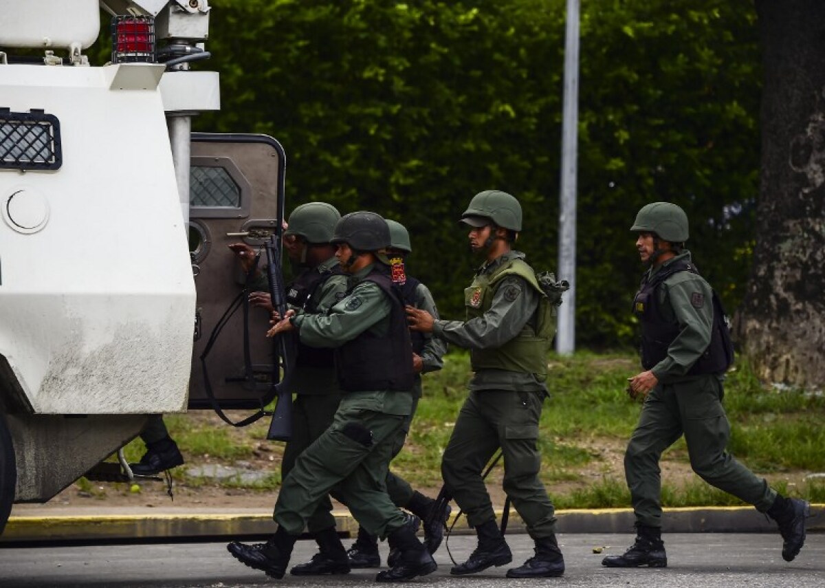 Lo que sabemos de la sublevación militar en Venezuela