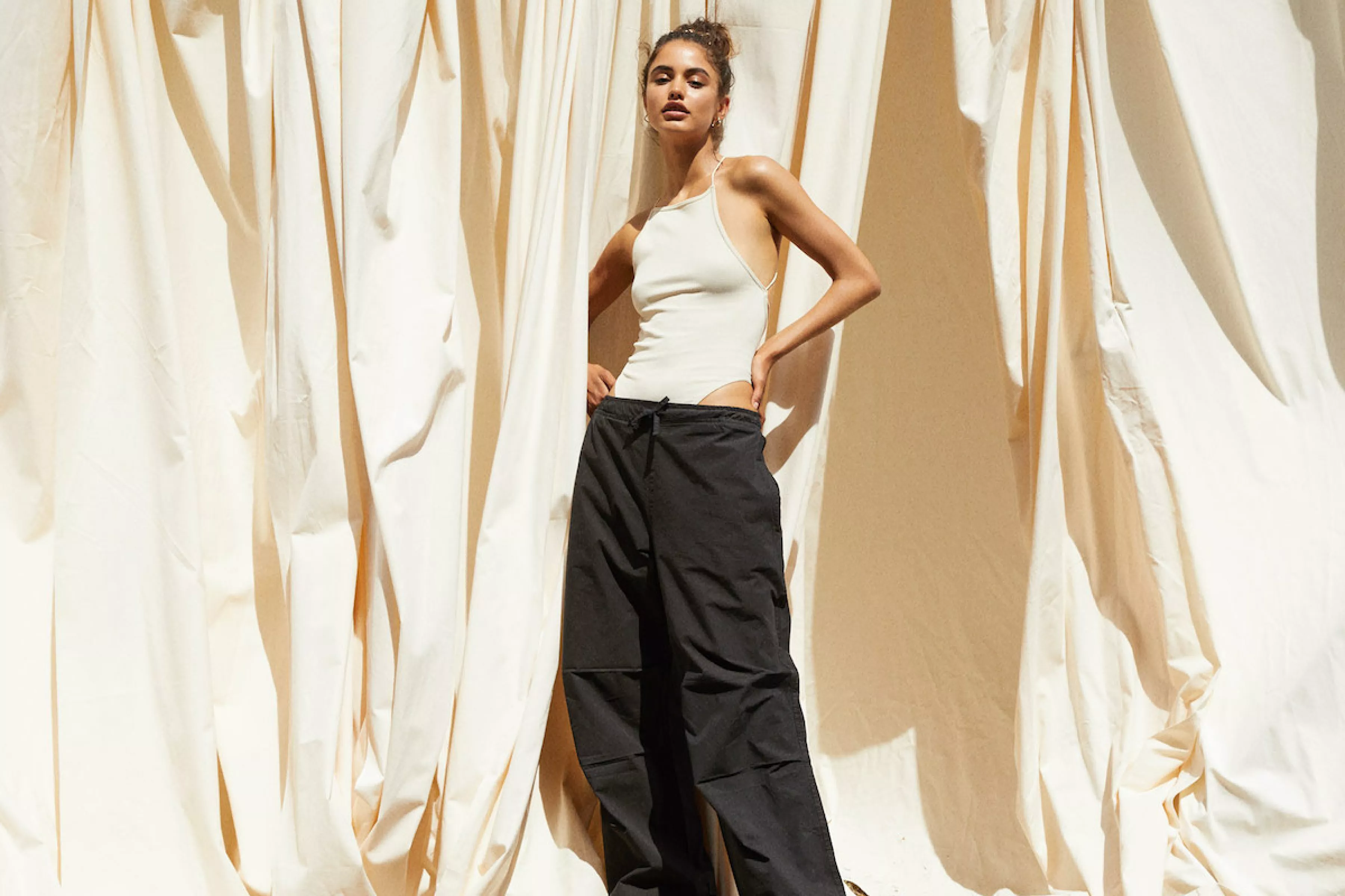Poplin Pants: ¿cuáles son, por qué los amamos y cómo usarlos?