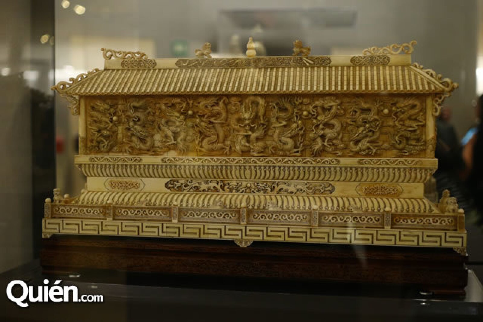 Lanzamiento del libro de la exposición `De Marfil´