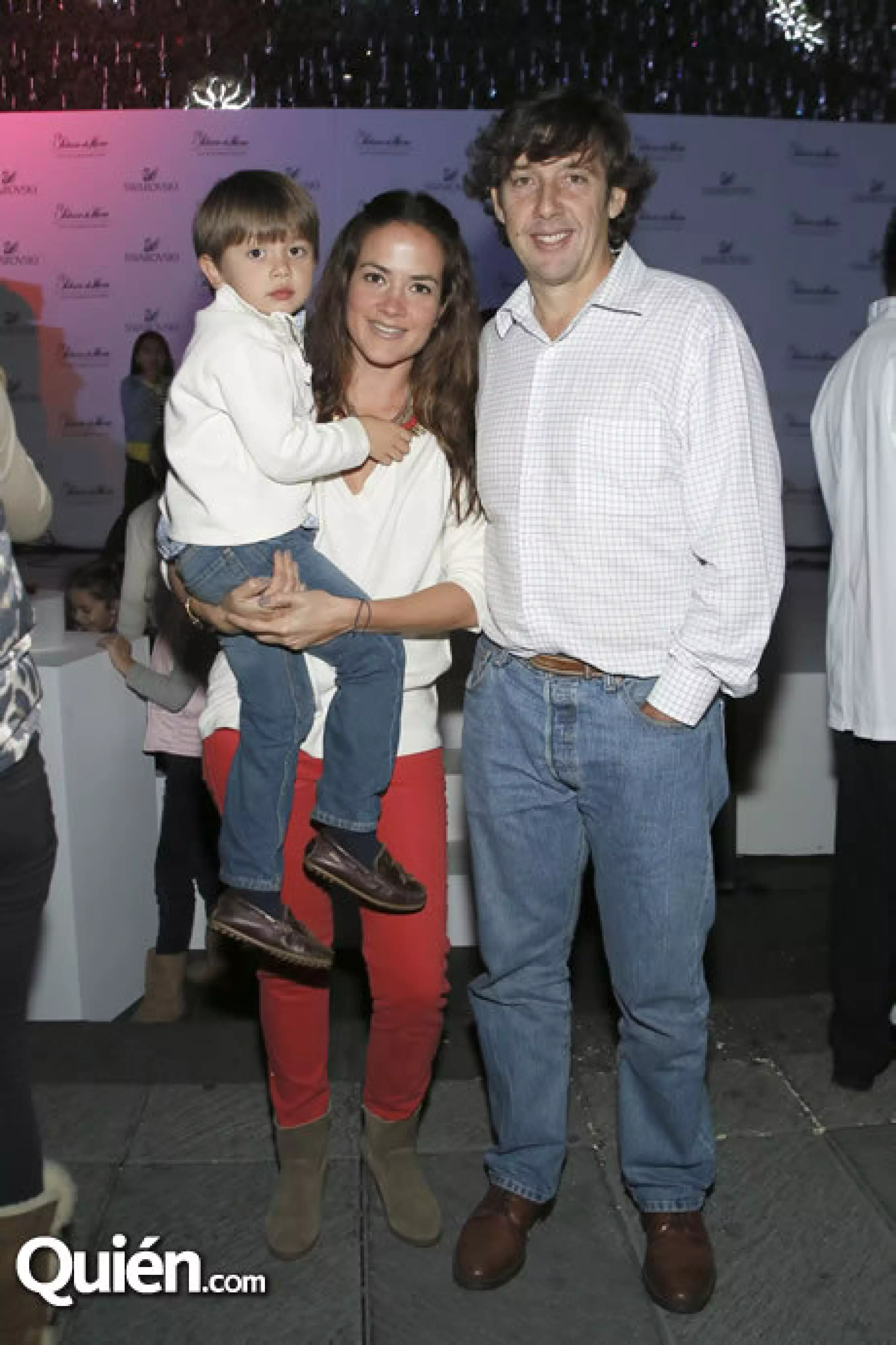 Yael Sandler, Angie Taddei y Max Villegas dan inicio a la...