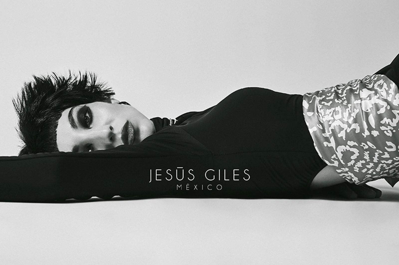Jesús Giles primavera/verano 2019 o la resurrección punk en la moda ...