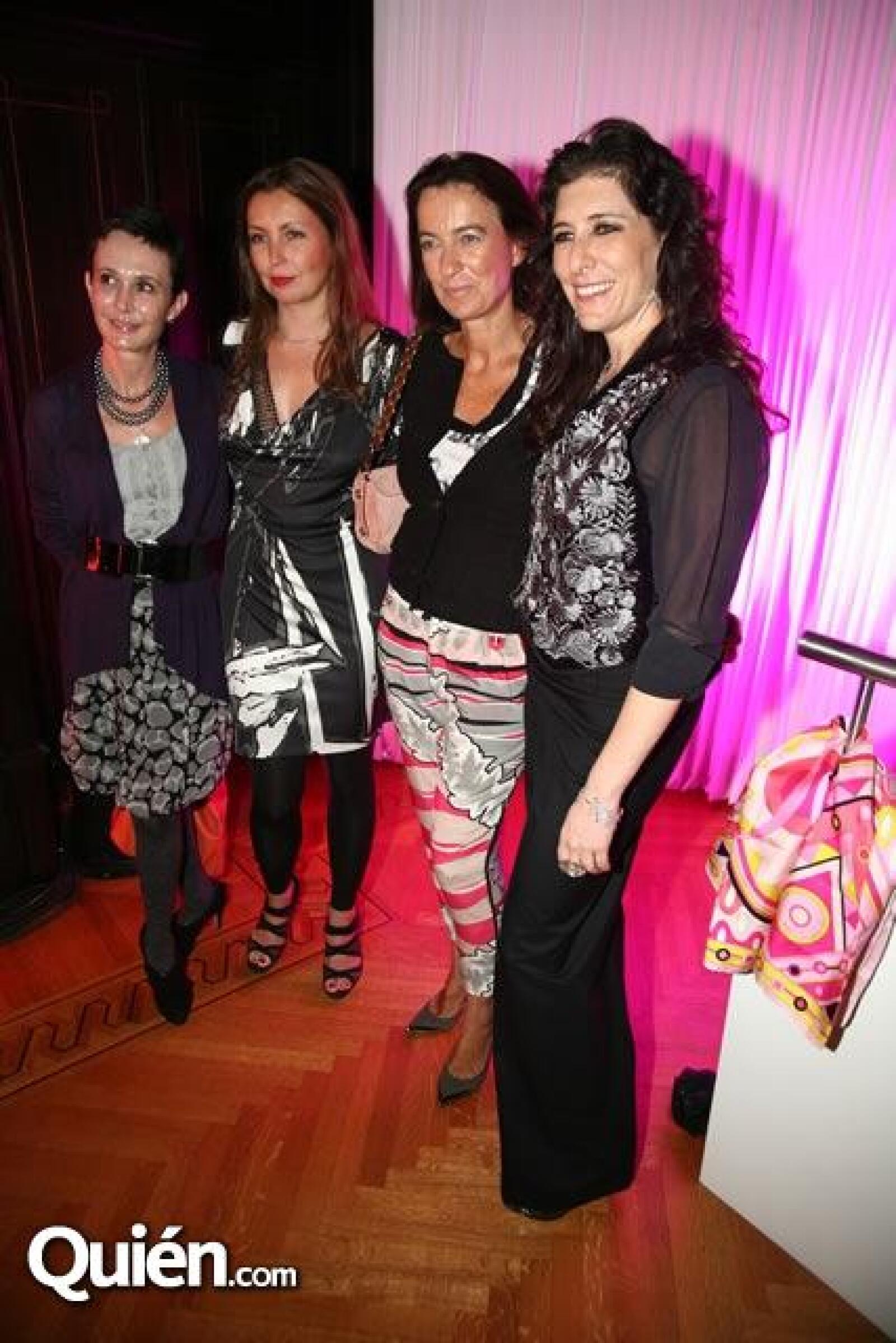 Maite Perroni conoce nueva fragancia de Laudomia Pucci