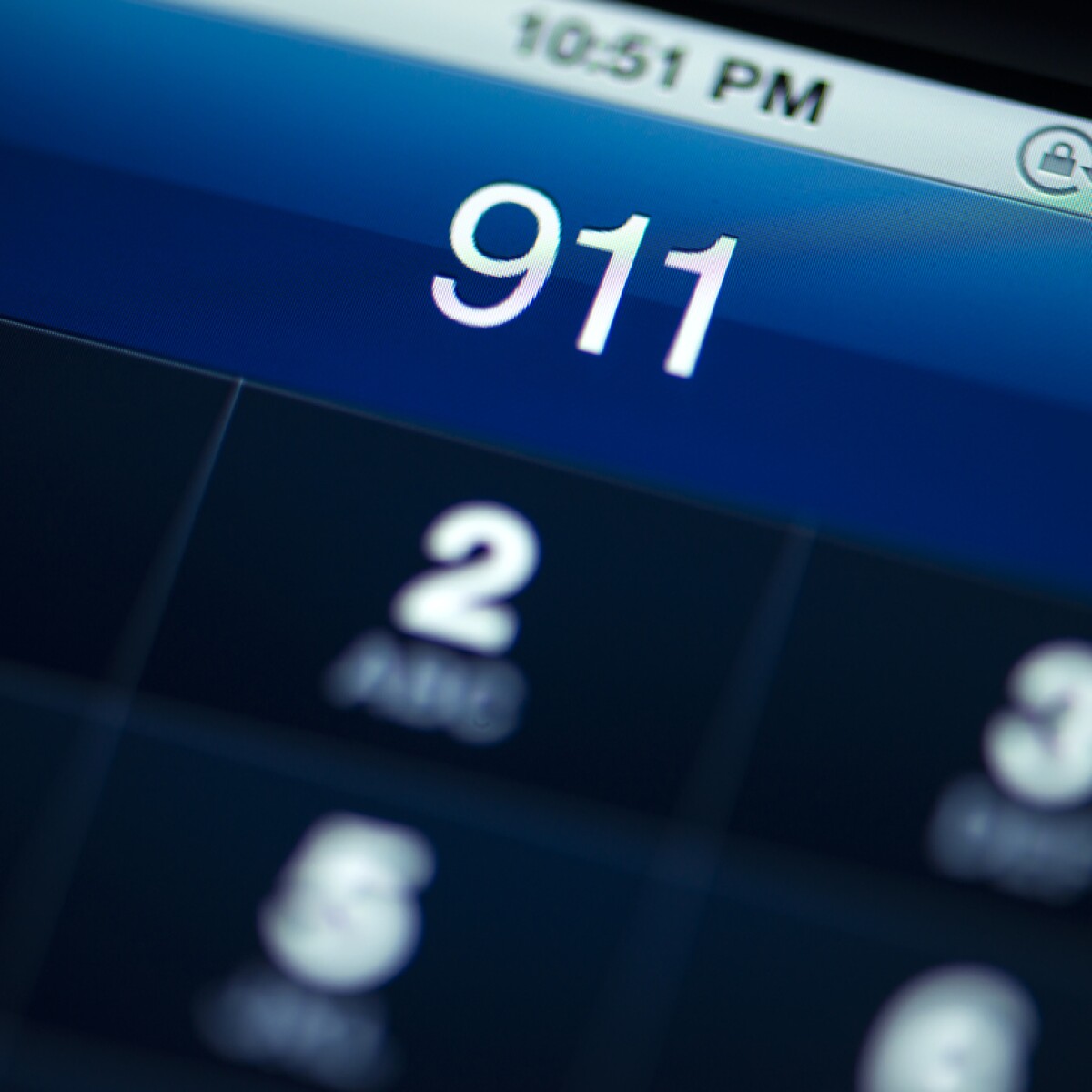 Los iPhone comparten tu ubicación exacta en EU con el 911