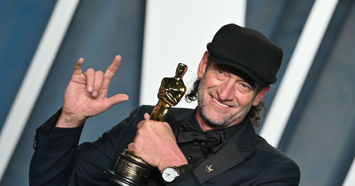 Troy Kotsur, actor de 'CODA', pierde y recupera su Oscar en el mismo día
