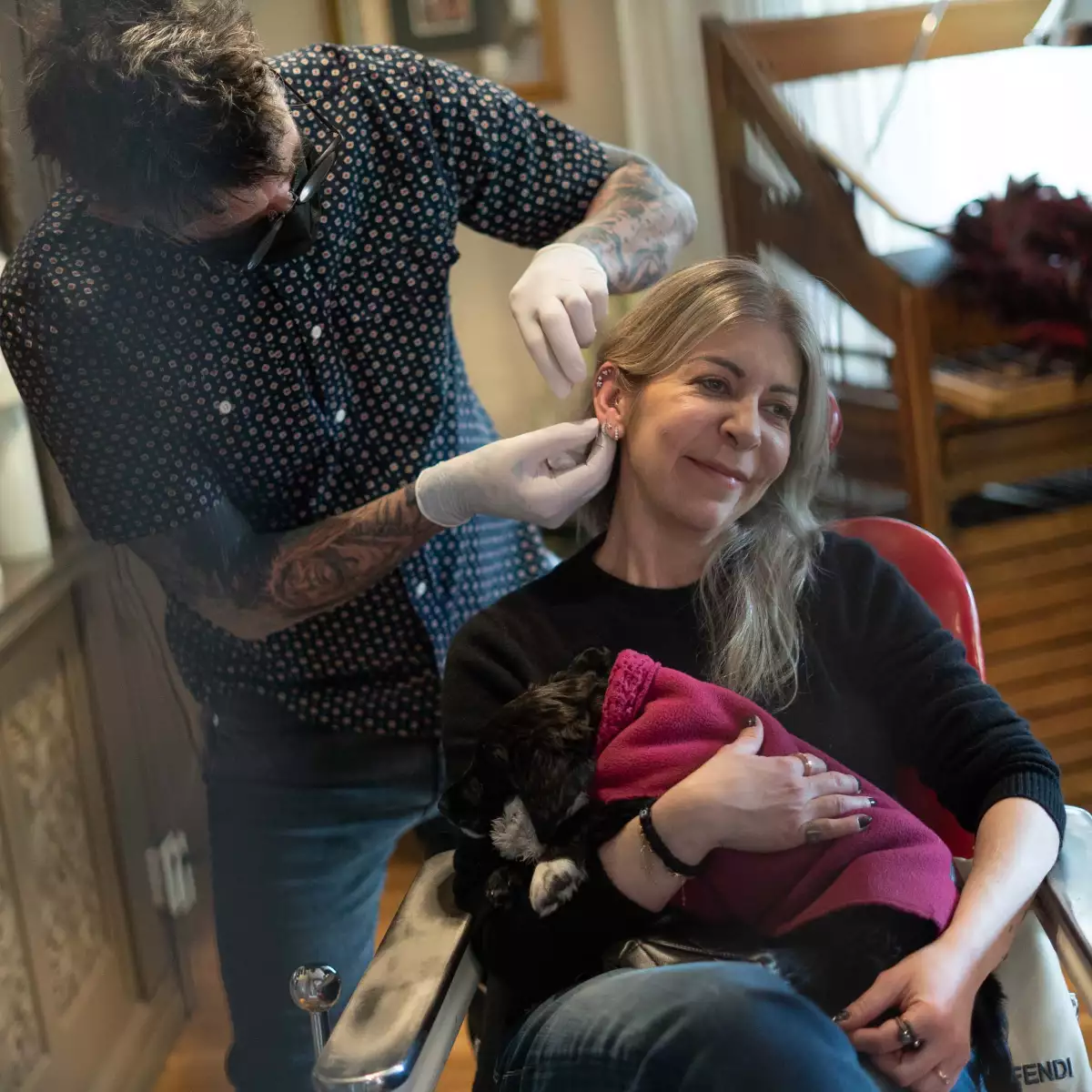 Danny Yerna y María Tash, el dúo dinámico organiza piercing party