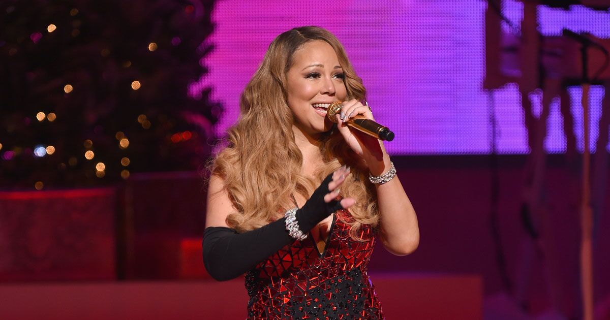 Fans decoran su arbolito con la muñeca de Mariah Carey y ella lo reprueba