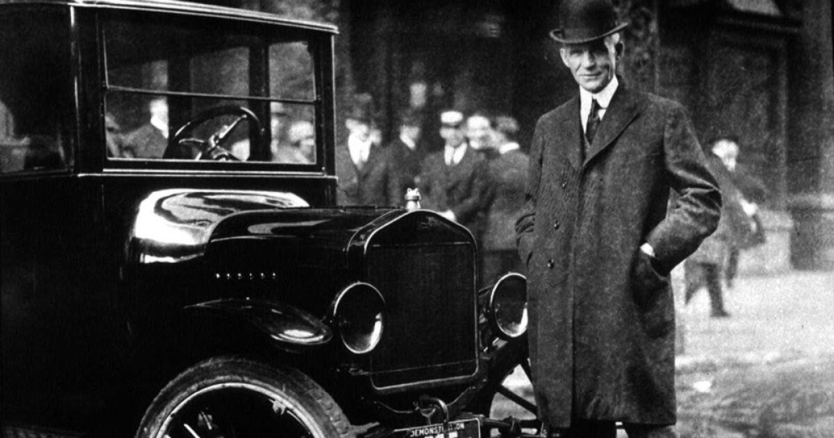 Henry Ford el hombre que cambió la forma de fabricar autos