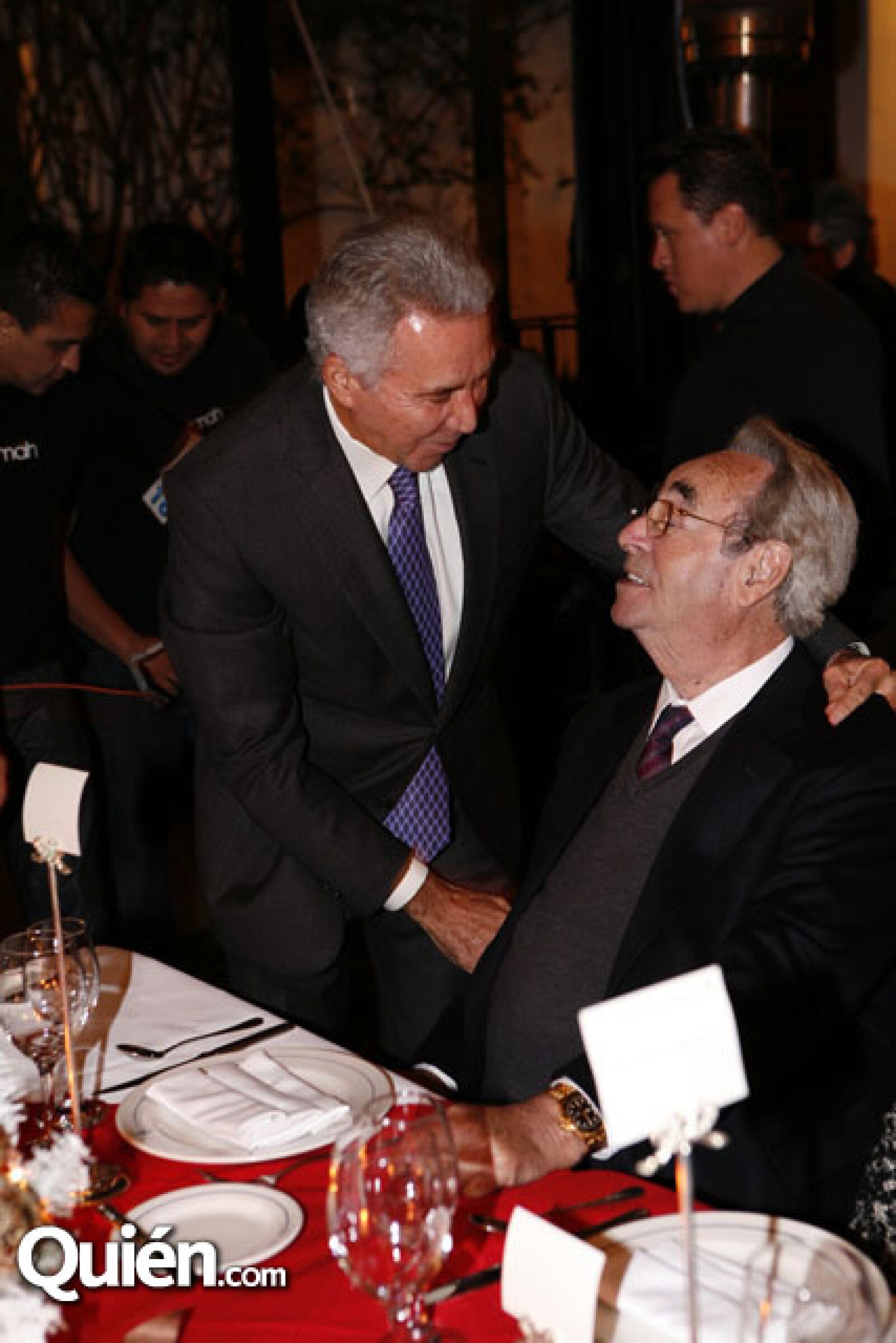 Juan Collado festeja aniversario entre familia y políticos