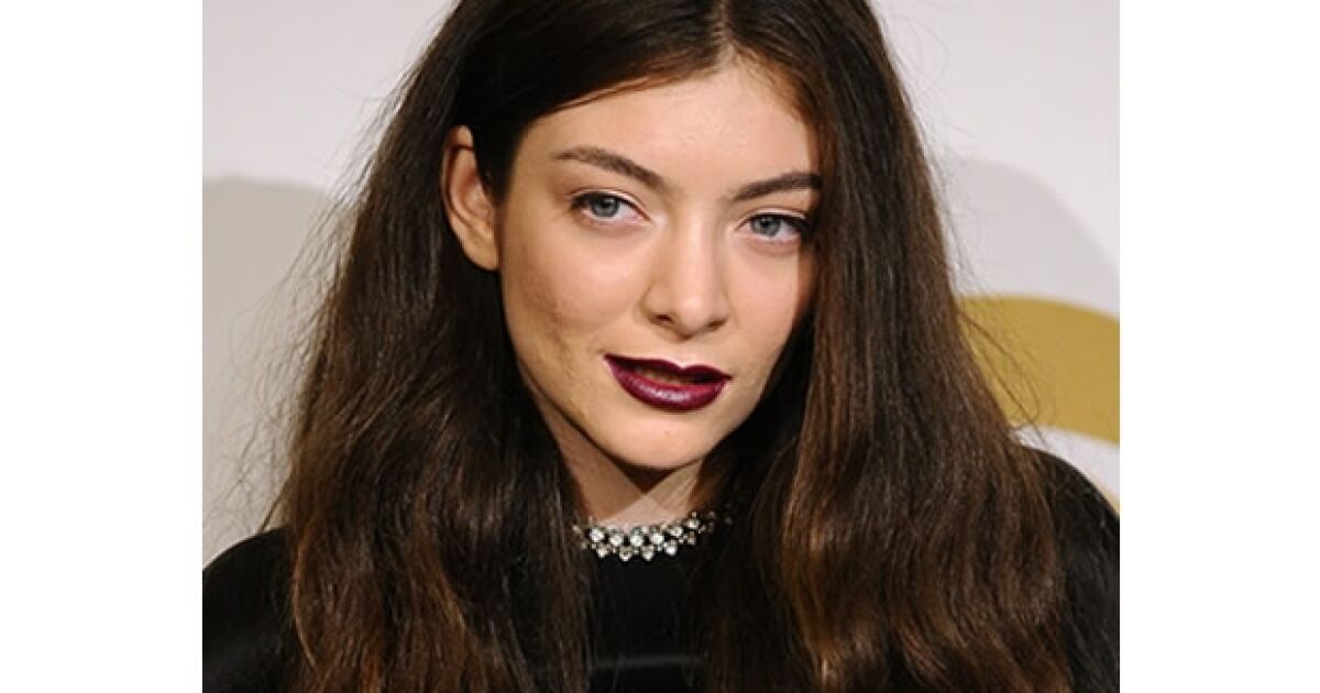 Lorde hará colaboración con MAC Cosmetics