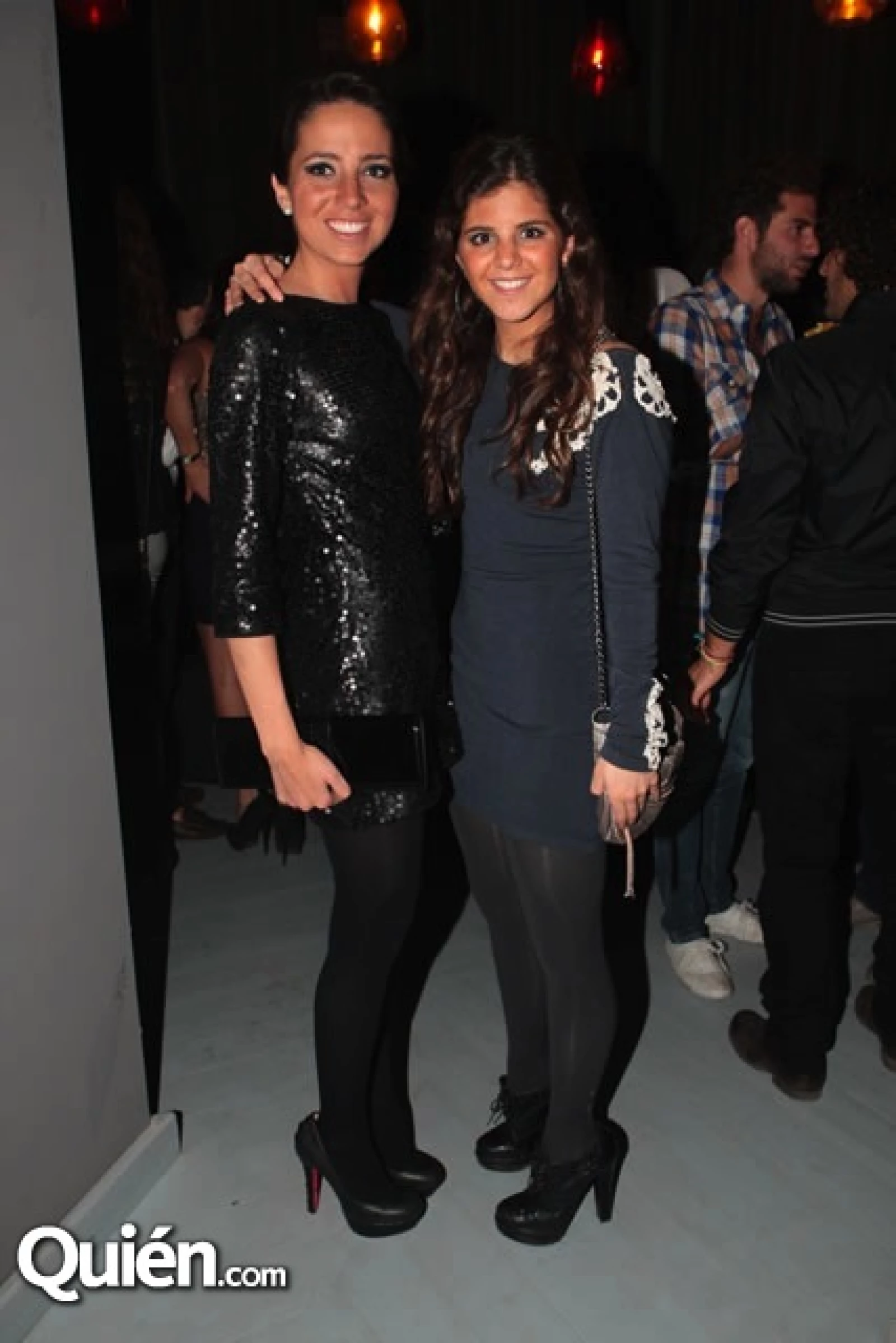 Divertida inauguración del bar Chapelle