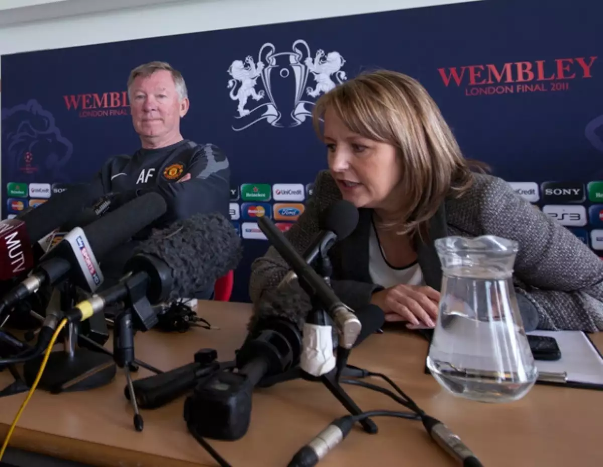 Sacude affaire de Giggs calma en el Manchester