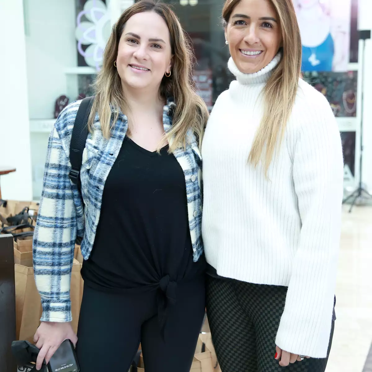 Alice Non Stop imparte clase de la mano de Asani