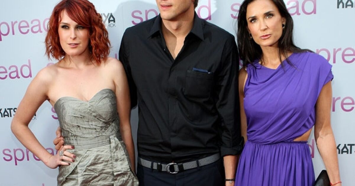 Demi Moore se consuela con tres Chihuahuas