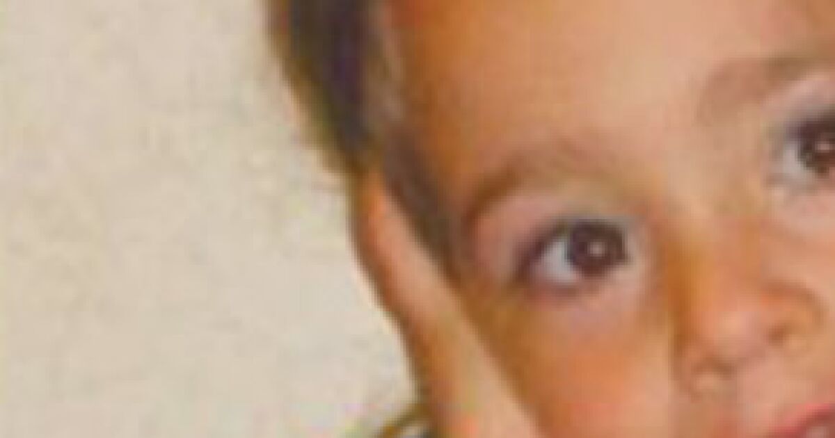 La pequeña Paulette apareció sin vida en el departamento