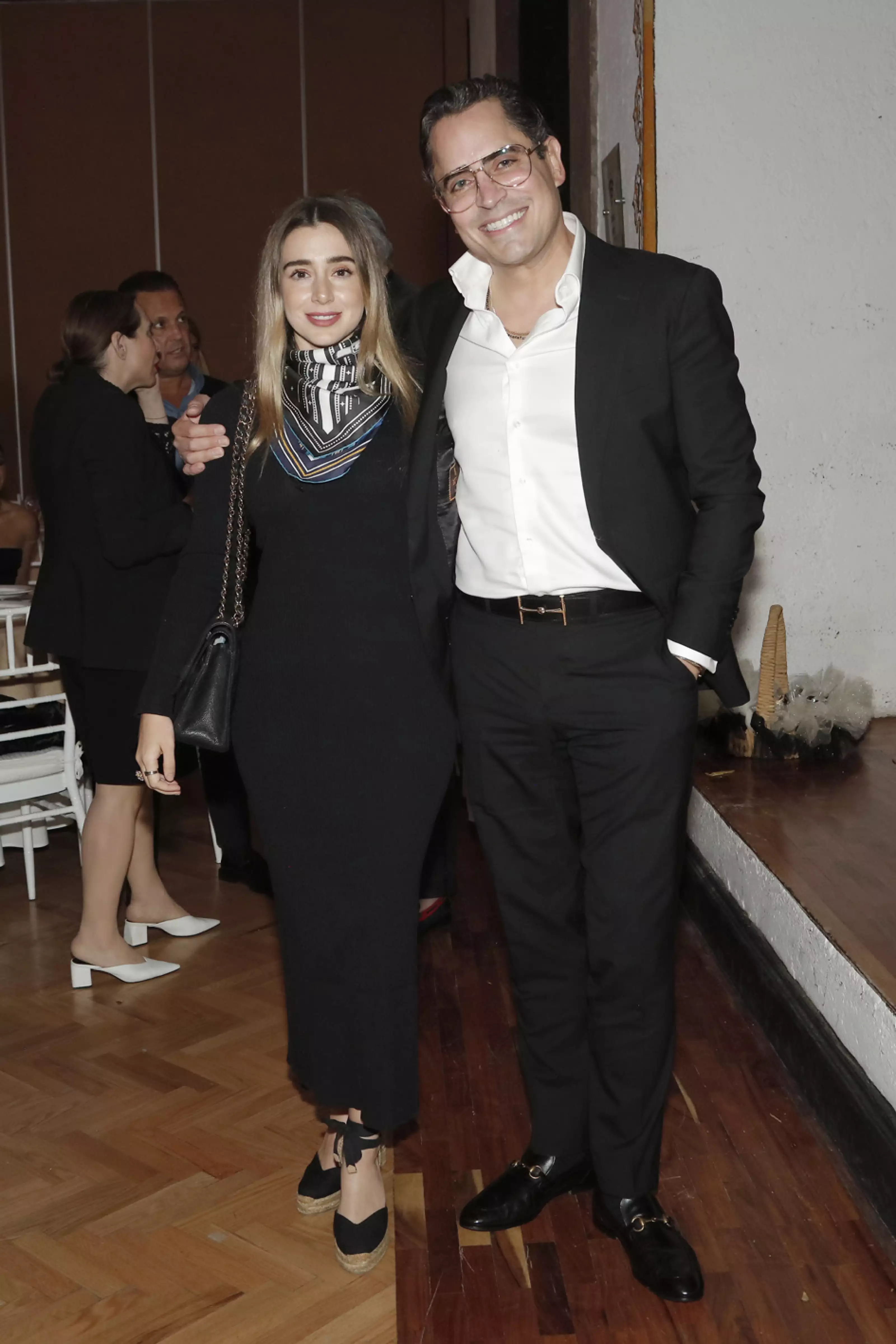 Alex Basteri, hermano de Luis Miguel, celebra sus 50 años junto a ...