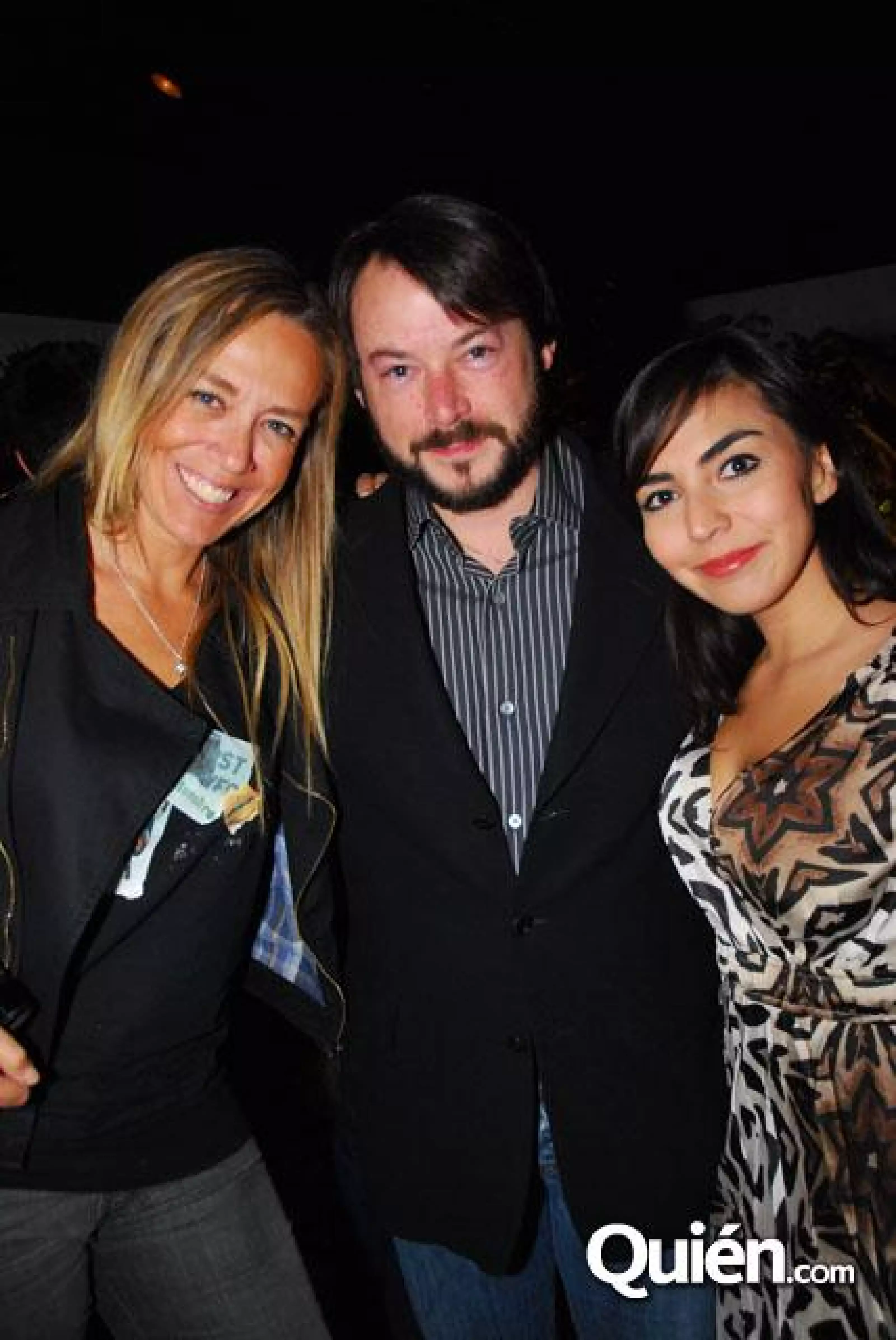 Luisa Serna festeja en el Club 55