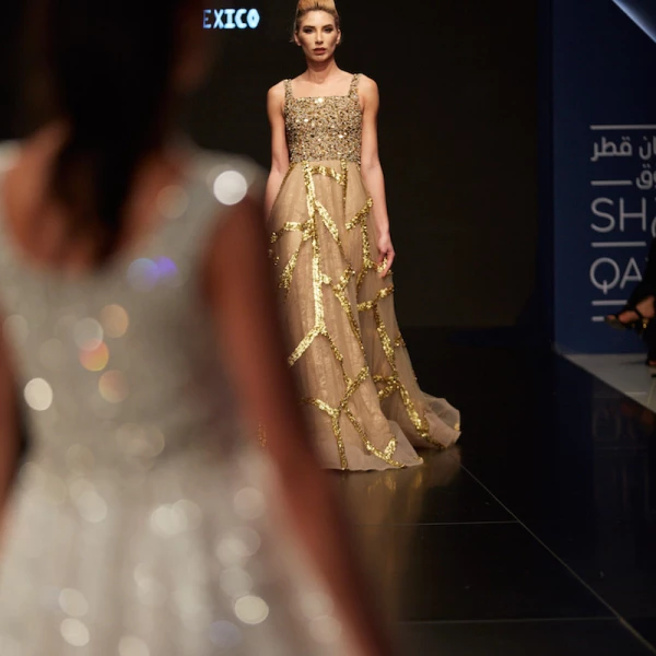 Vero Díaz pone en alto el diseño mexicano en Qatar