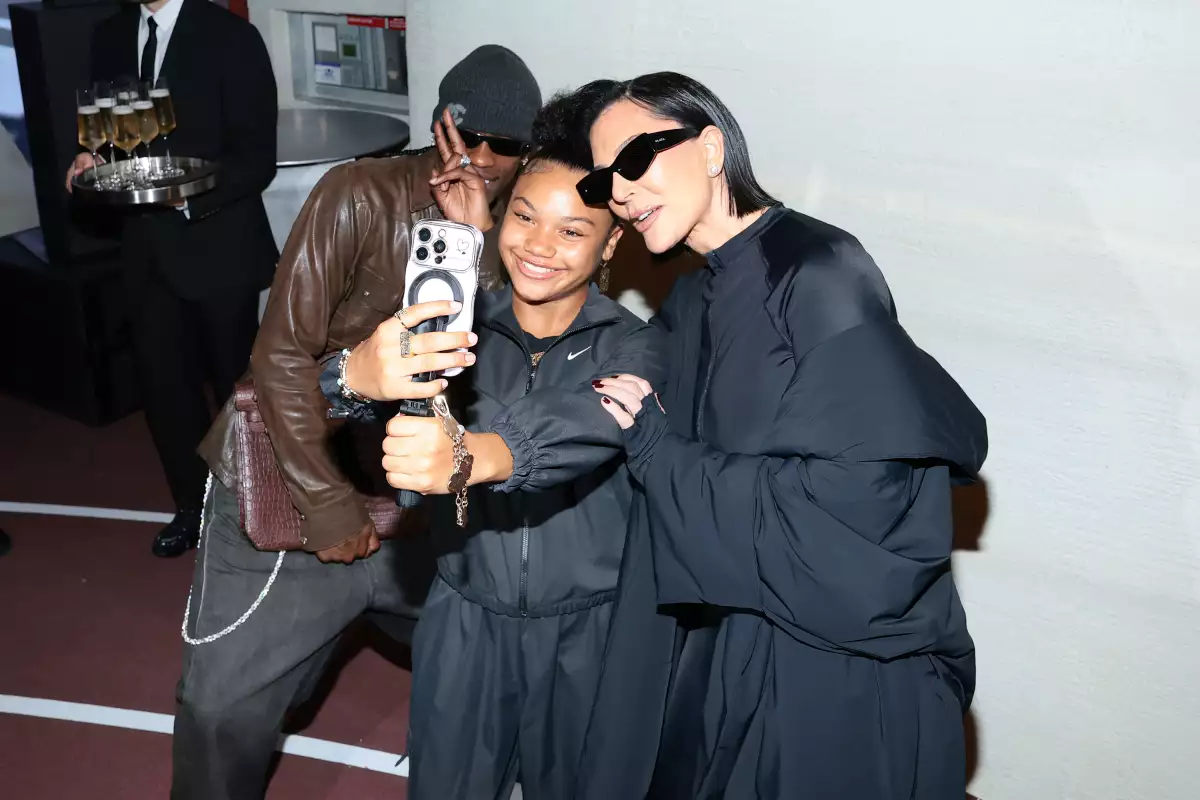 Travis Scott, ex de Kylie Jenner, se reencuentra con las Kardashian ...